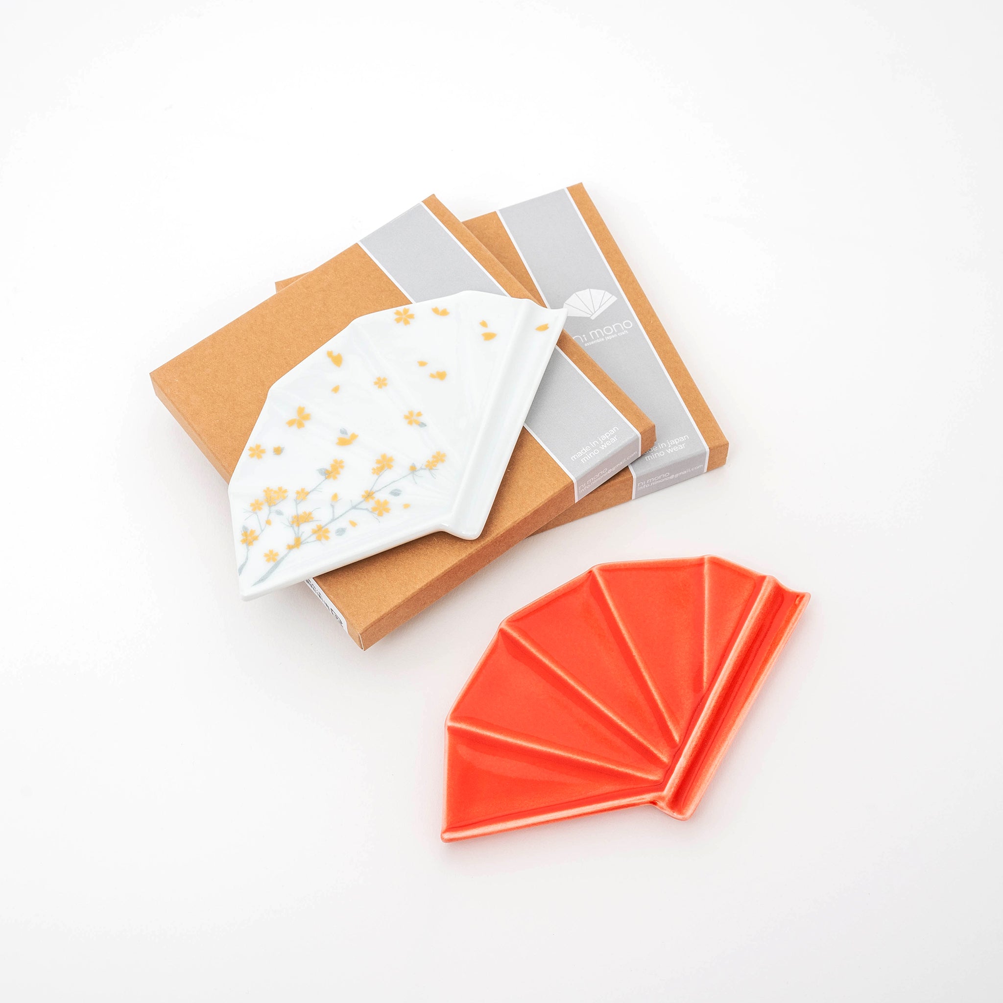 Handmade Japanese Mino-Yaki Fan-Shaped Small Plate - Red / White with ...