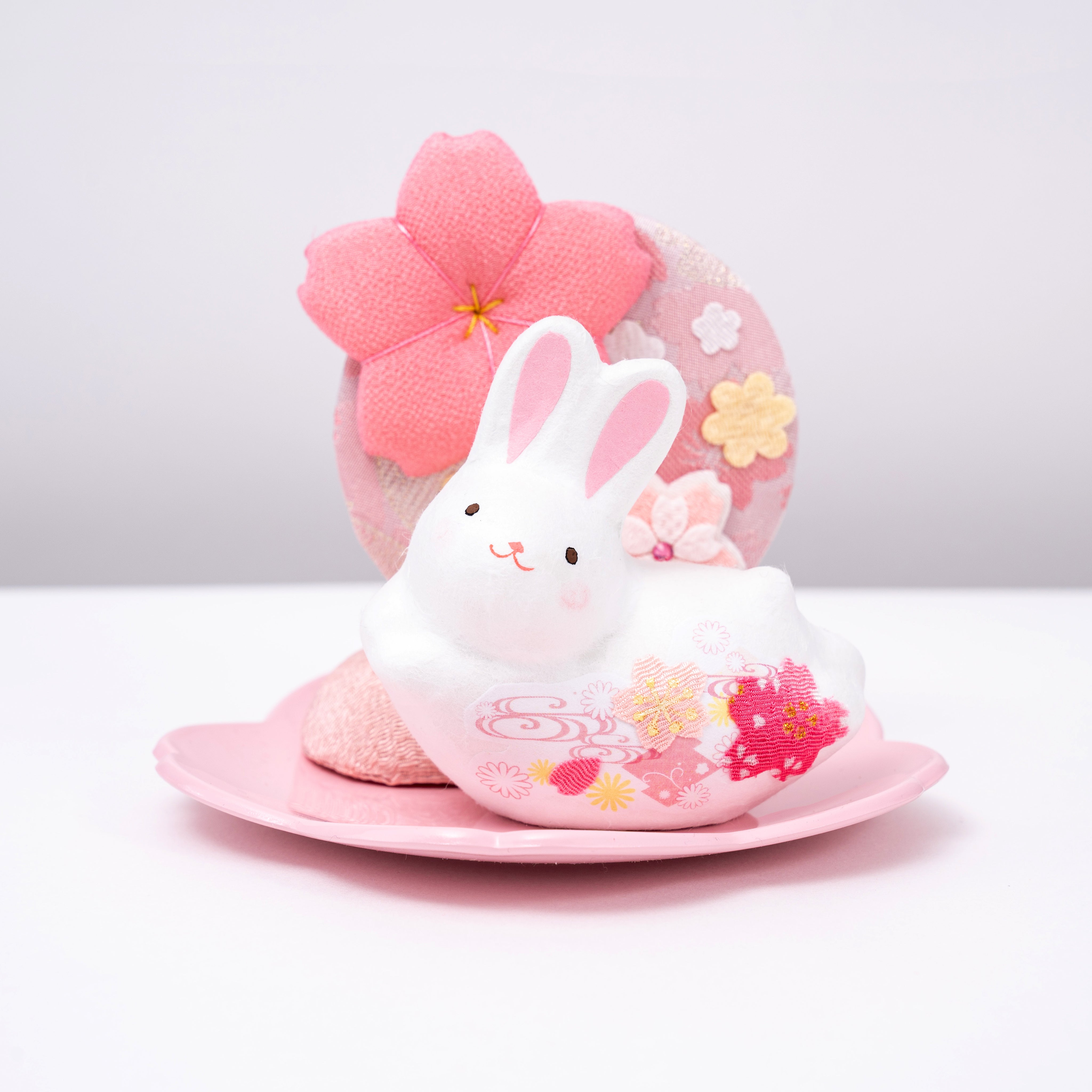Ryukodo Handmade Chigiri Washi Sakura Rabbit with Plate – Great Zakka